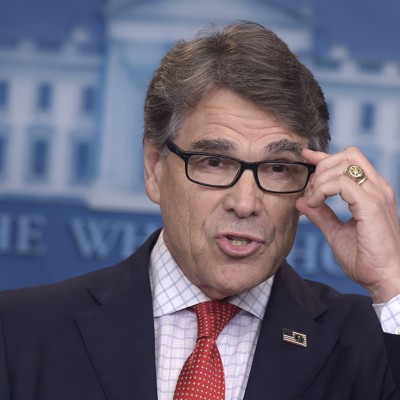 Rick Perry Should Not Be Allowed to Pick Nuclear Weapons - Defense One