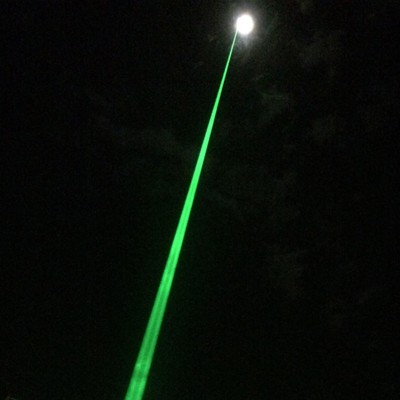 Pentagon to Study Putting Anti-Missile Laser Weapons in Space - Defense One