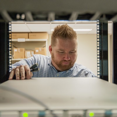 Defense Department 4th Estate Gets Amazon Web-Services Boost - Defense One