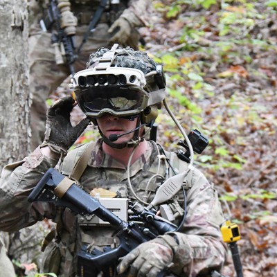 US Army Ready to Roll Out Futuristic Goggles to Larger Force - Defense One