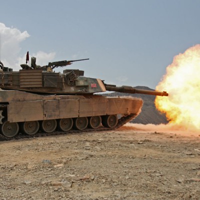 Army to network Abrams tanks with new force-tracking technology ...