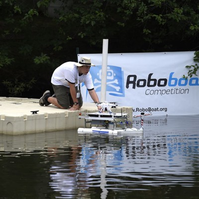RoboBoats navigate the next stage in autonomous operations - Defense One
