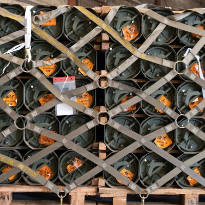 Pentagon, Industry Leaders Meet to Talk Replenishing Military Weapons ...