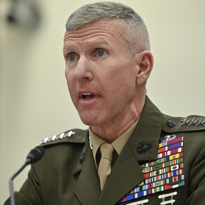 Marines’ Smith Vows to Press On with Force Design, Fight for 31 Amphibs ...