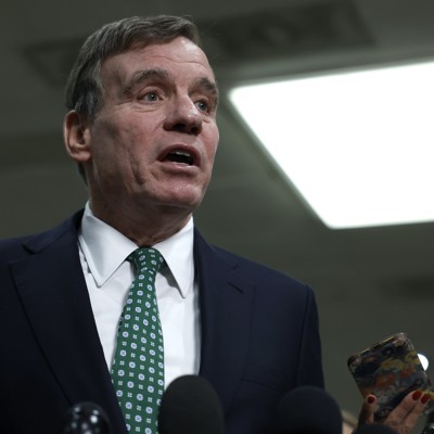 Intel leaders, White House argue for keeping digital spy powers ...