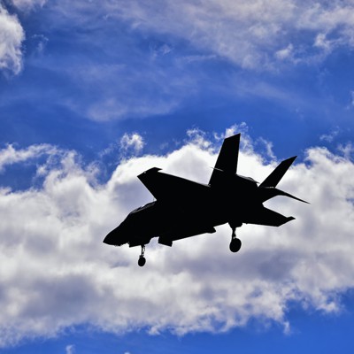 Marines pause aviation operations after crashes, missing jet - Defense One