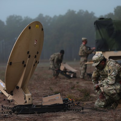 Army’s hyperconnected visions depend on new approaches to software ...