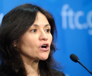 Laura Ryan - Defense One