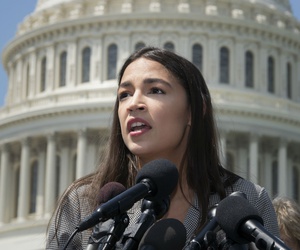 Dara Lind - Defense One